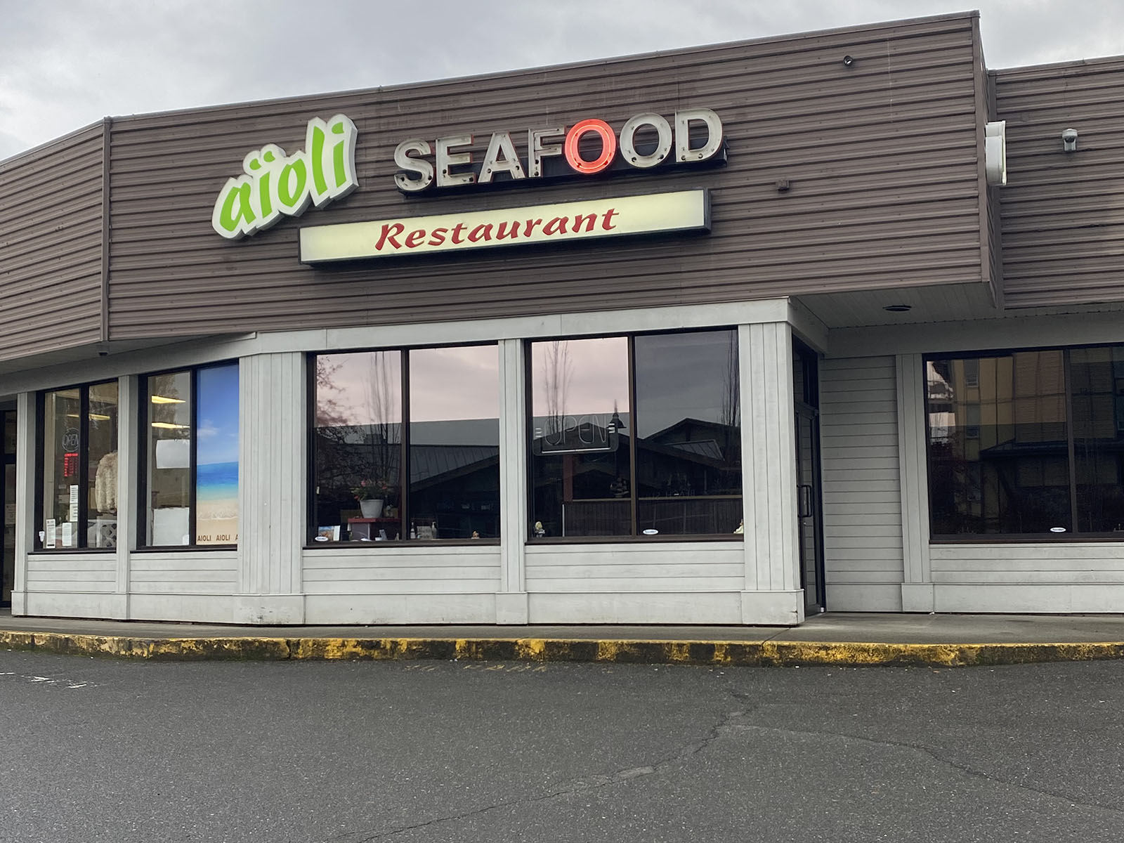 Aioli Seafood Restaurant - Parksville Downtown Business Association