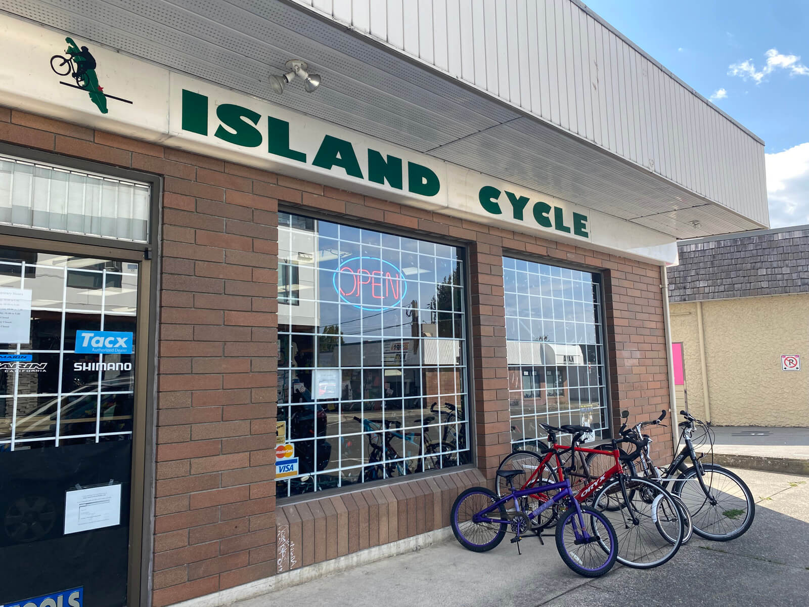 Island Cycle - Parksville Downtown Business Association